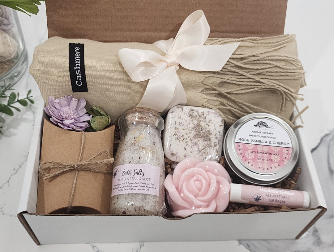 Cozy Gift Box, Gift for Mom, Cashmere Scarf Gift, Birthday Gift, Spa ...