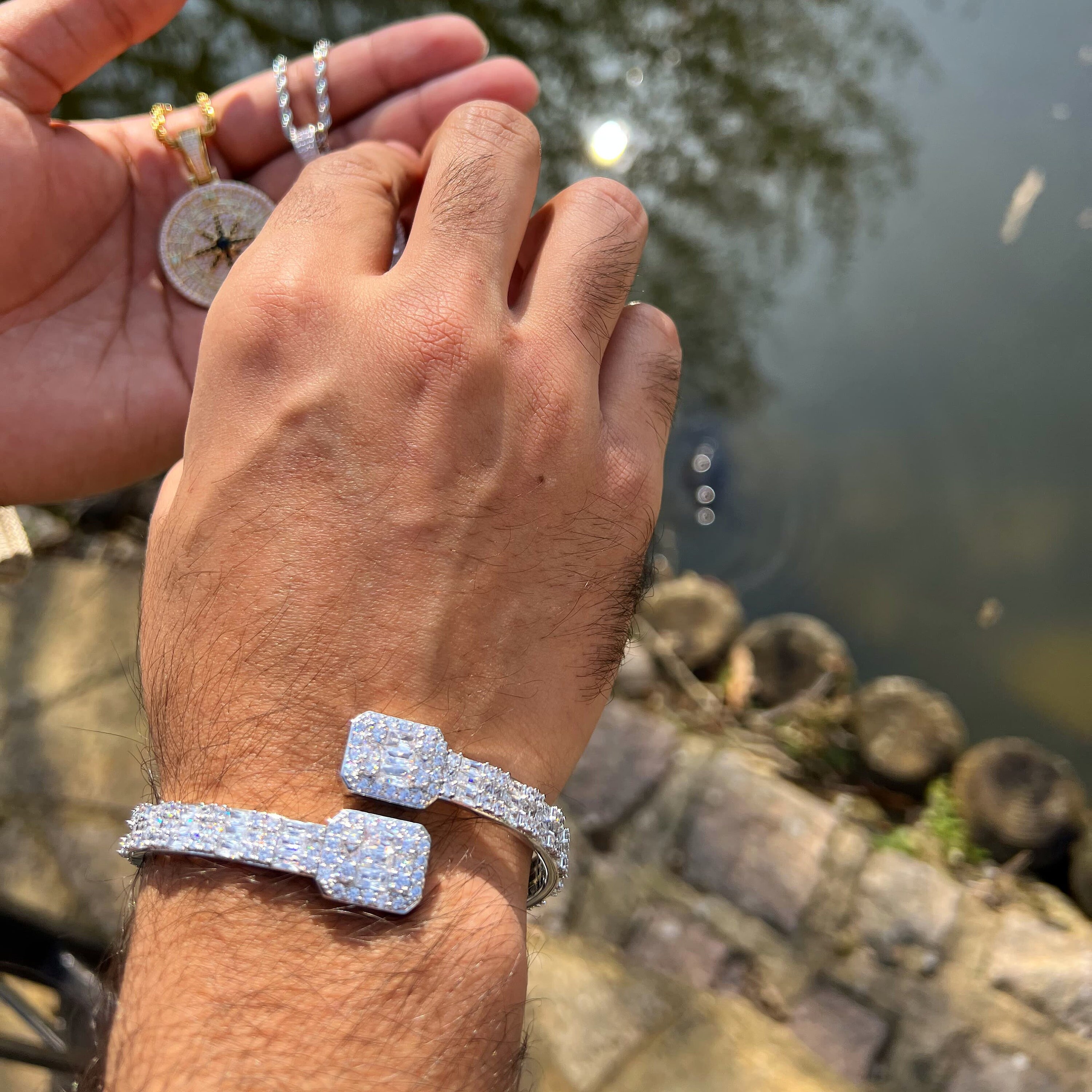 Luxsy Baguette Bangle - 18K White Gold - Etsy