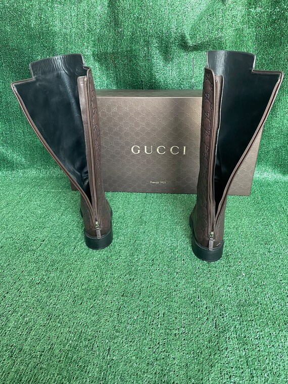 Authentic, Gucci, knee high chocolate boots. - Gem