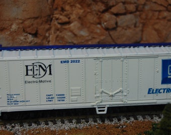 HO Scale GM EMD Box Car - Etsy