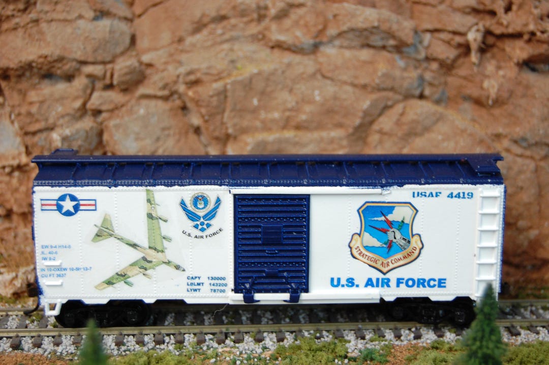 HO Scale Strategic Air Command Box Car. - Etsy