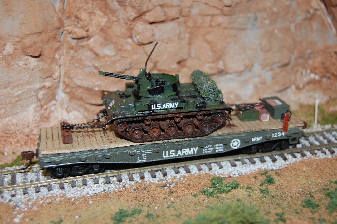HO Scale US Army Tracked Anti Aircraft Gun - Etsy