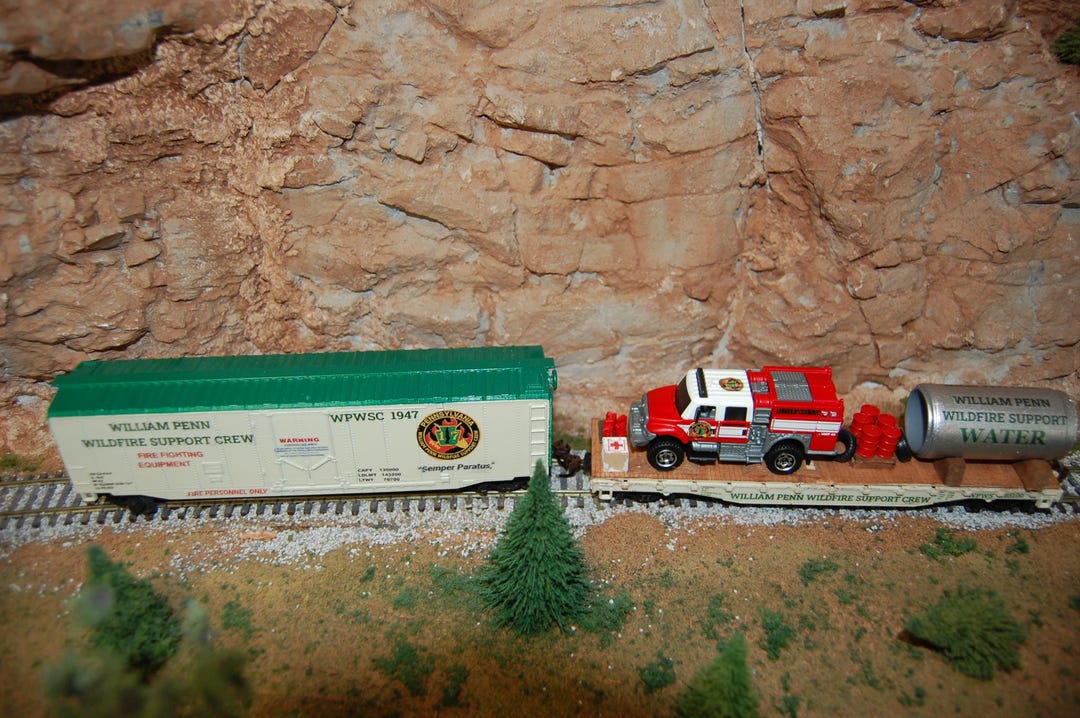 HO Scale William Penn Fire Support Flatcar With Truck & Boxcar - Etsy