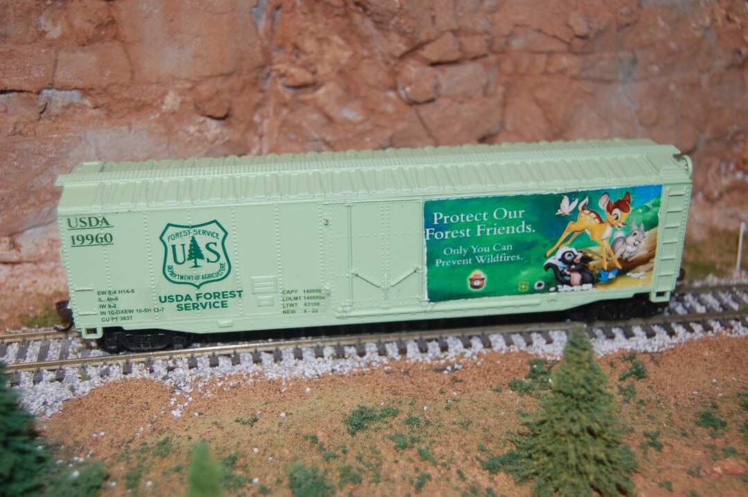 HO Scale US Fire Service Box Car W/smoky Bear - Etsy