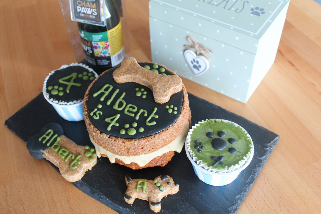 Dog Birthday Boy Cake and Pupcakes - Etsy UK
