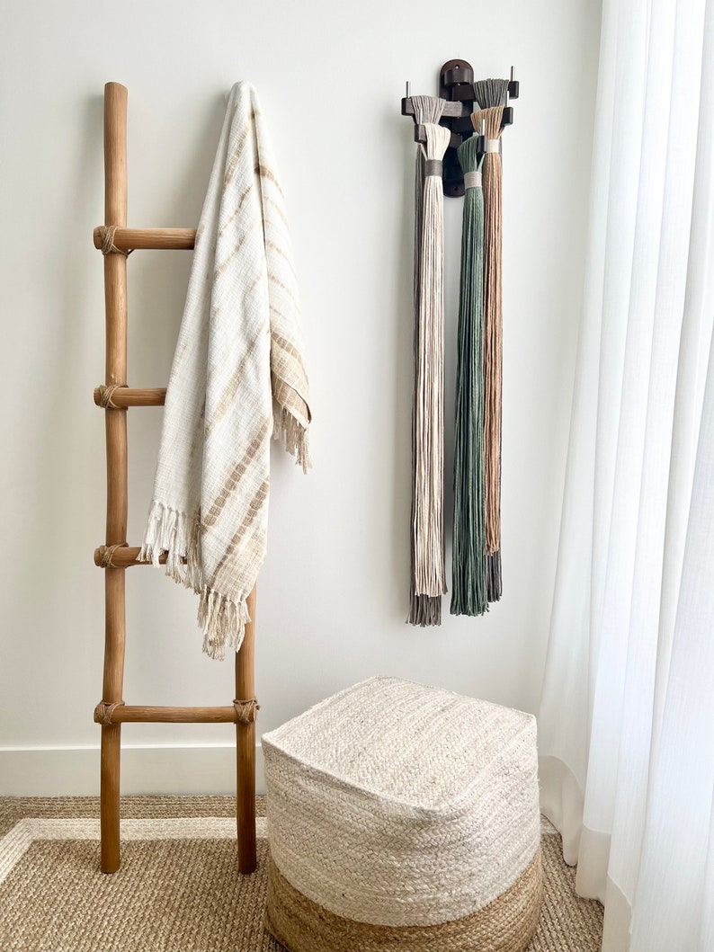 Wall Hanging// Fiber Art// Wall Decoration// Contemporary - Etsy