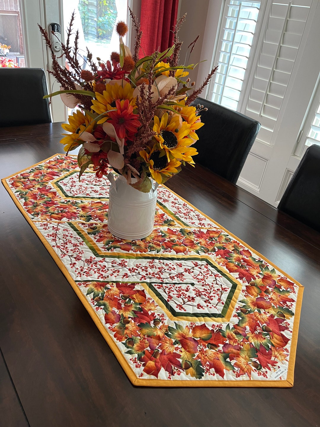 Fall Leaves and Berries Quilted Thanksgiving Table Runner and Mats ...