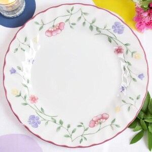 31-piece Johnson Brothers Summer Chintz China Dinnerware Set, Service ...