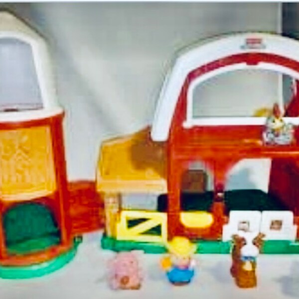 Little People Barn - Etsy