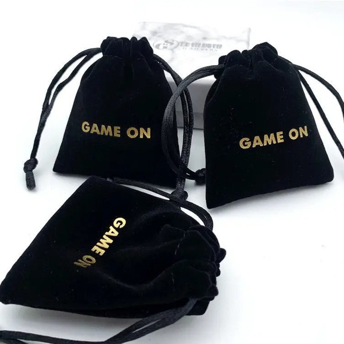 Set of 25 Black Velvet Drawstring Favor Bags, Jewelry Gift Pouches ...