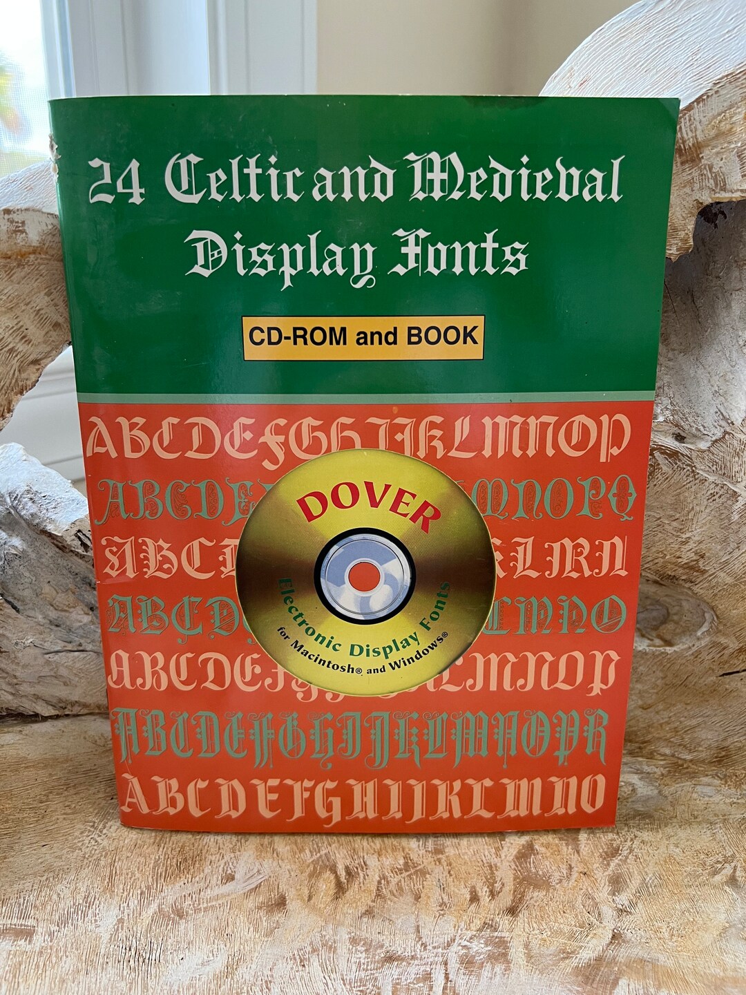 24 Celtic and Medieval Display Fonts Book & Cd-rom PB/1999 - Etsy