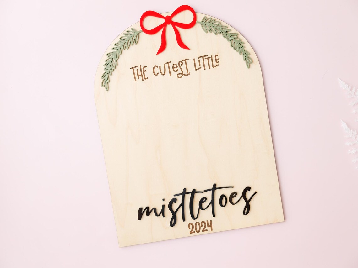 Cutest Little Mistletoe Footprint Sign - Etsy