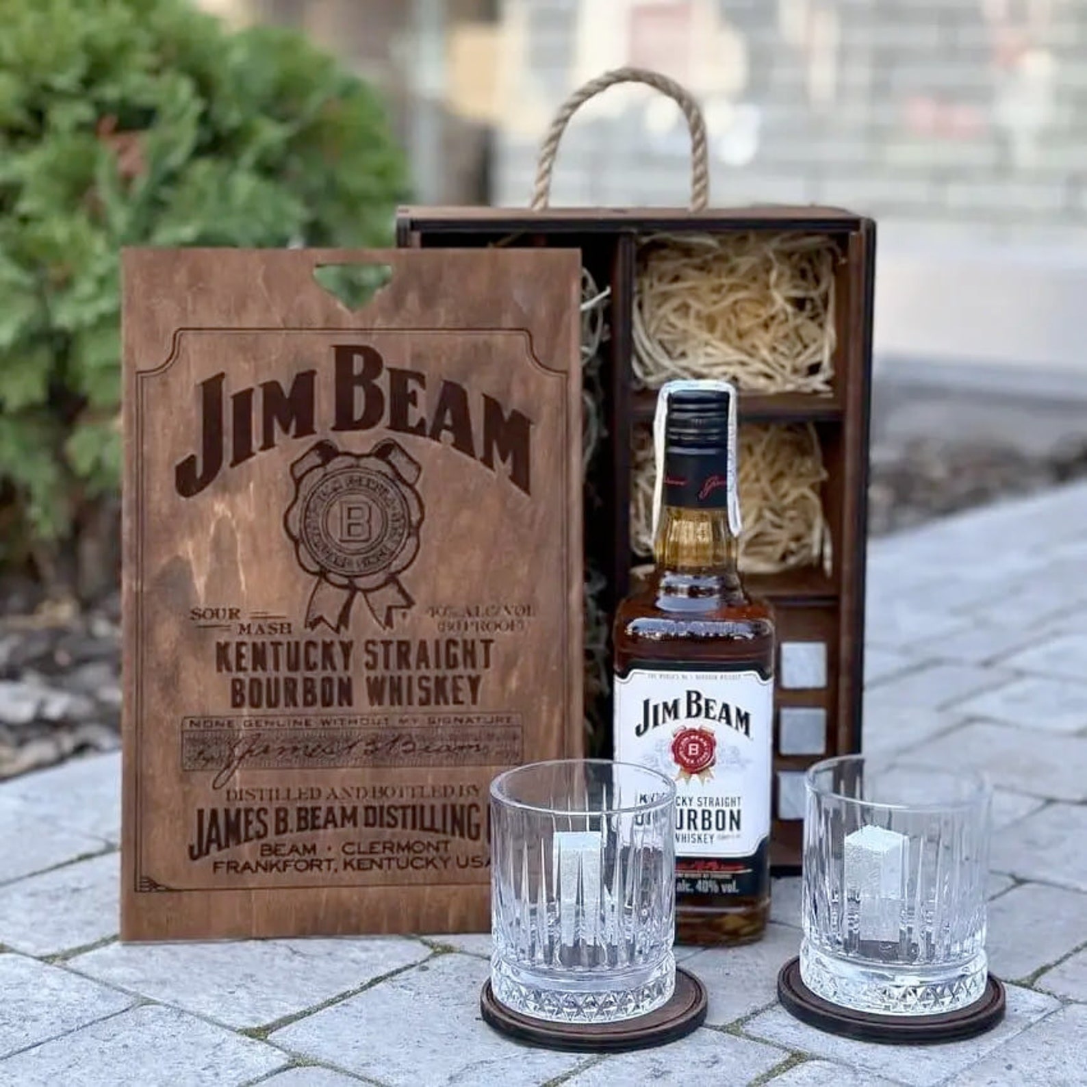 A Gift Set for Jim Beam Whiskey - an Elite Gift for a Distinguished ...