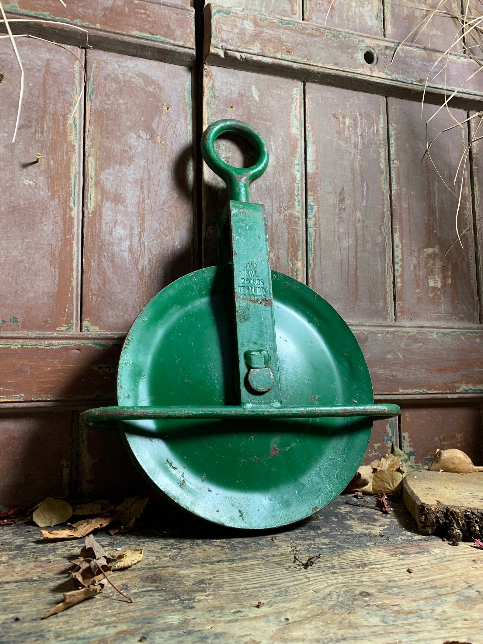 Large Vintage 1950s Original Paint / INDUSTRIAL PULLEY HOIST ...