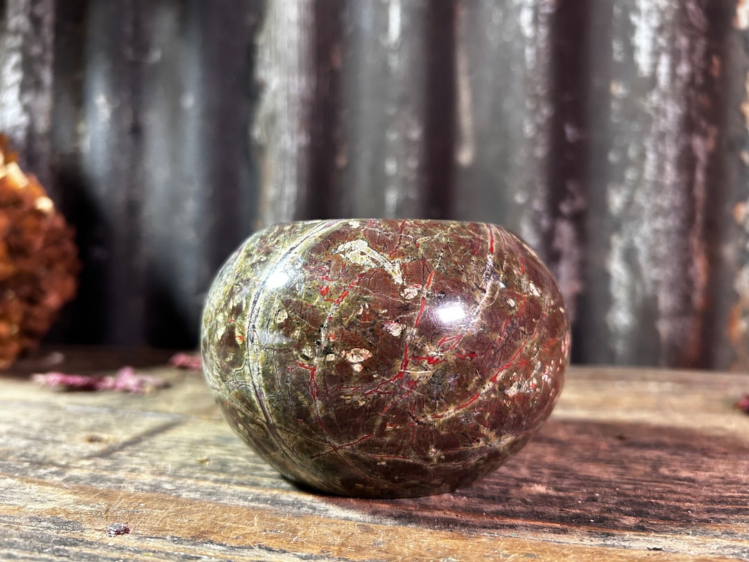 Cornish Polished Stone / SERPENTINE STONE PAPERWEIGHT / Rare Red Stone ...