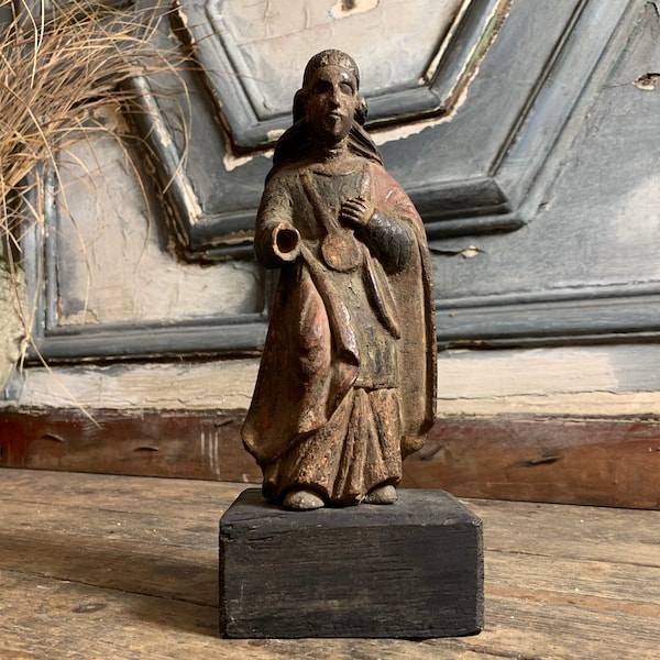 Santos Statue - Etsy