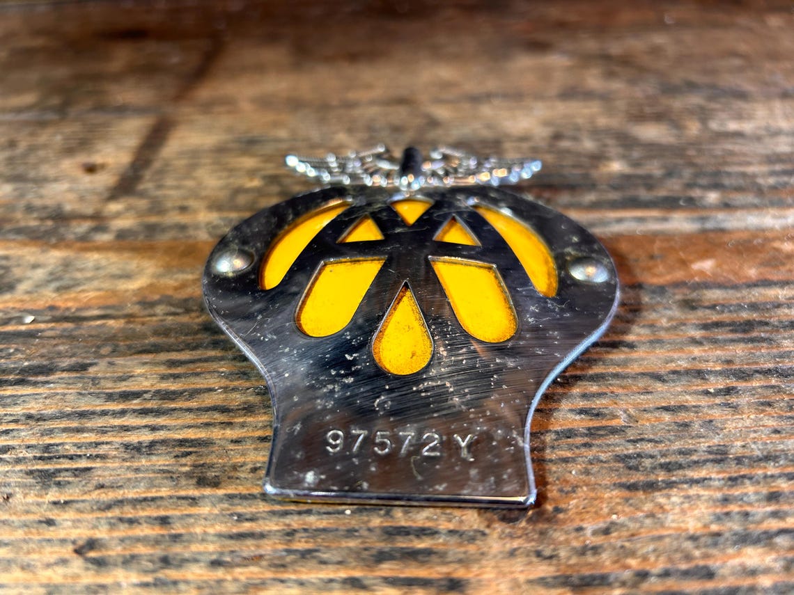 Vintage Automobile Association English / AA CAR BADGE / Grille Badge ...
