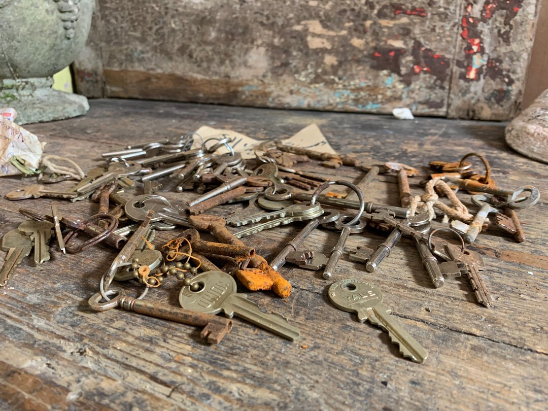 Vintage Antique 70 / METAL KEYS / Antique Keys Old Keys Jewellery ...