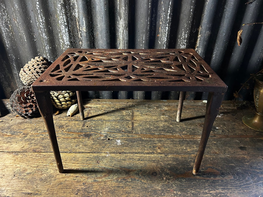 Antique English Victorian Steel / TRIVET KETTLE POT / Stand Plant Pot ...