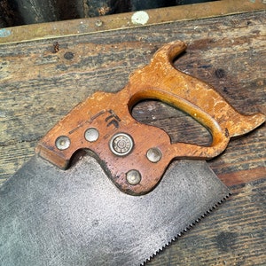 Vintage Henry Disston / CARPENTERS SAW / Carpentry Woodworking Craft ...