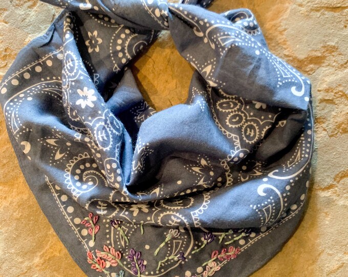 Embroidered Bandana With Flower Motifs and Pearls - Etsy