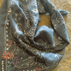 Embroidered Bandana With Flower Motifs and Pearls - Etsy