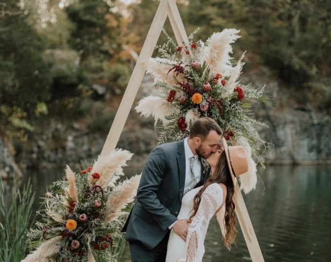 Wood Triangle Wedding Arch Boho Wedding Triangle Arch - Etsy