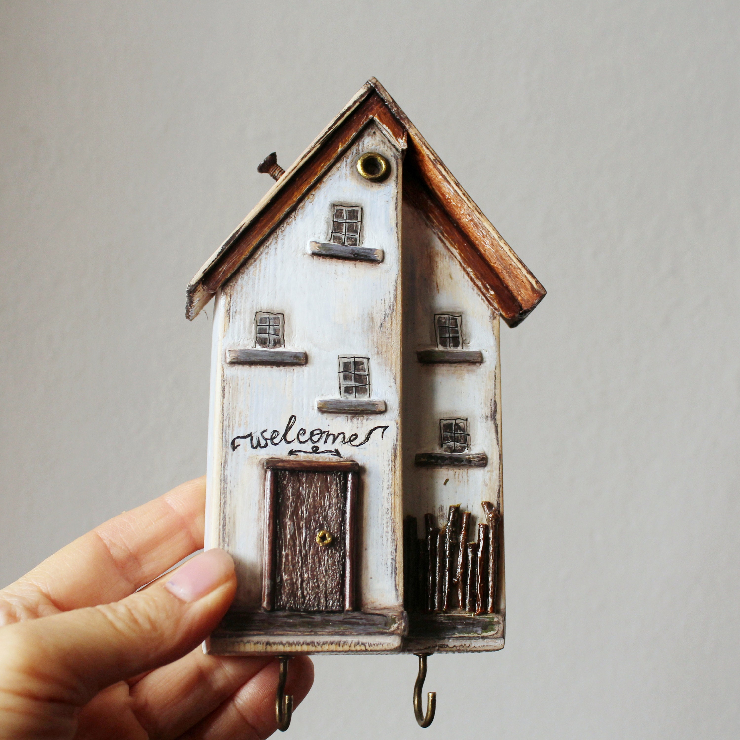 Wooden House, Key Rack, Houses for Keys Key, Key Holder for Wall - Etsy