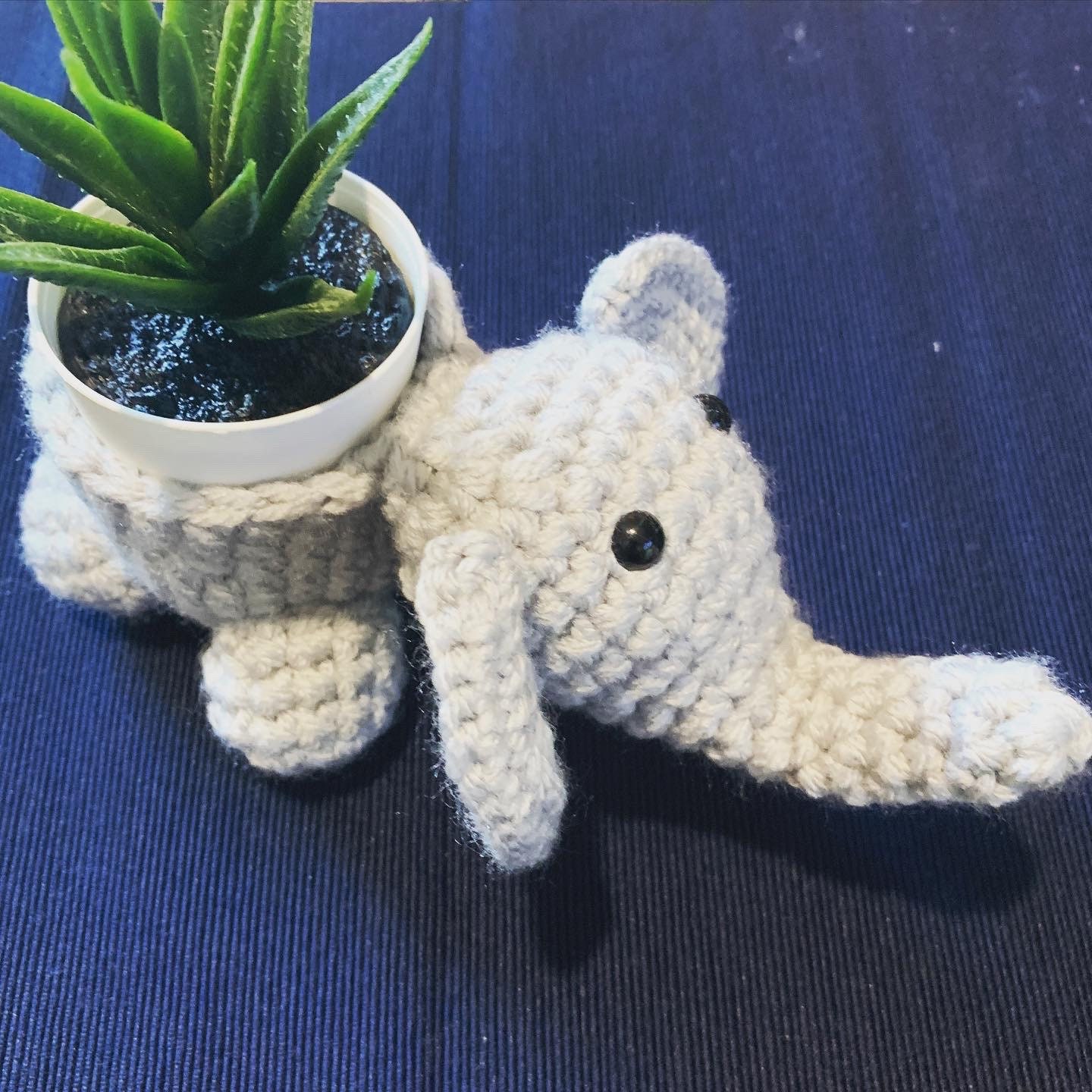 Mini Elephant Plant Hugger Crochet Pattern - Etsy