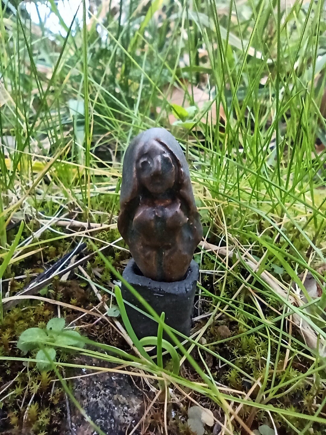 Mini Goddess With Pedestal - Etsy