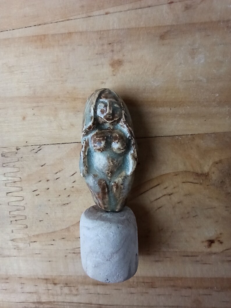 Mini Goddess With Pedestal - Etsy