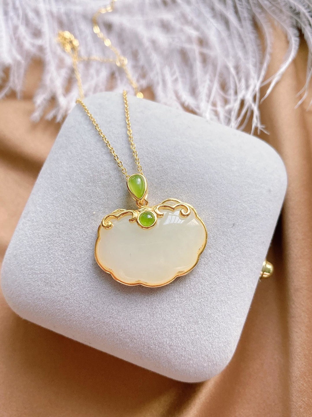 Luck Lock Ruyi Vintage Hetian Jade Dangle Pendant Necklace - Etsy