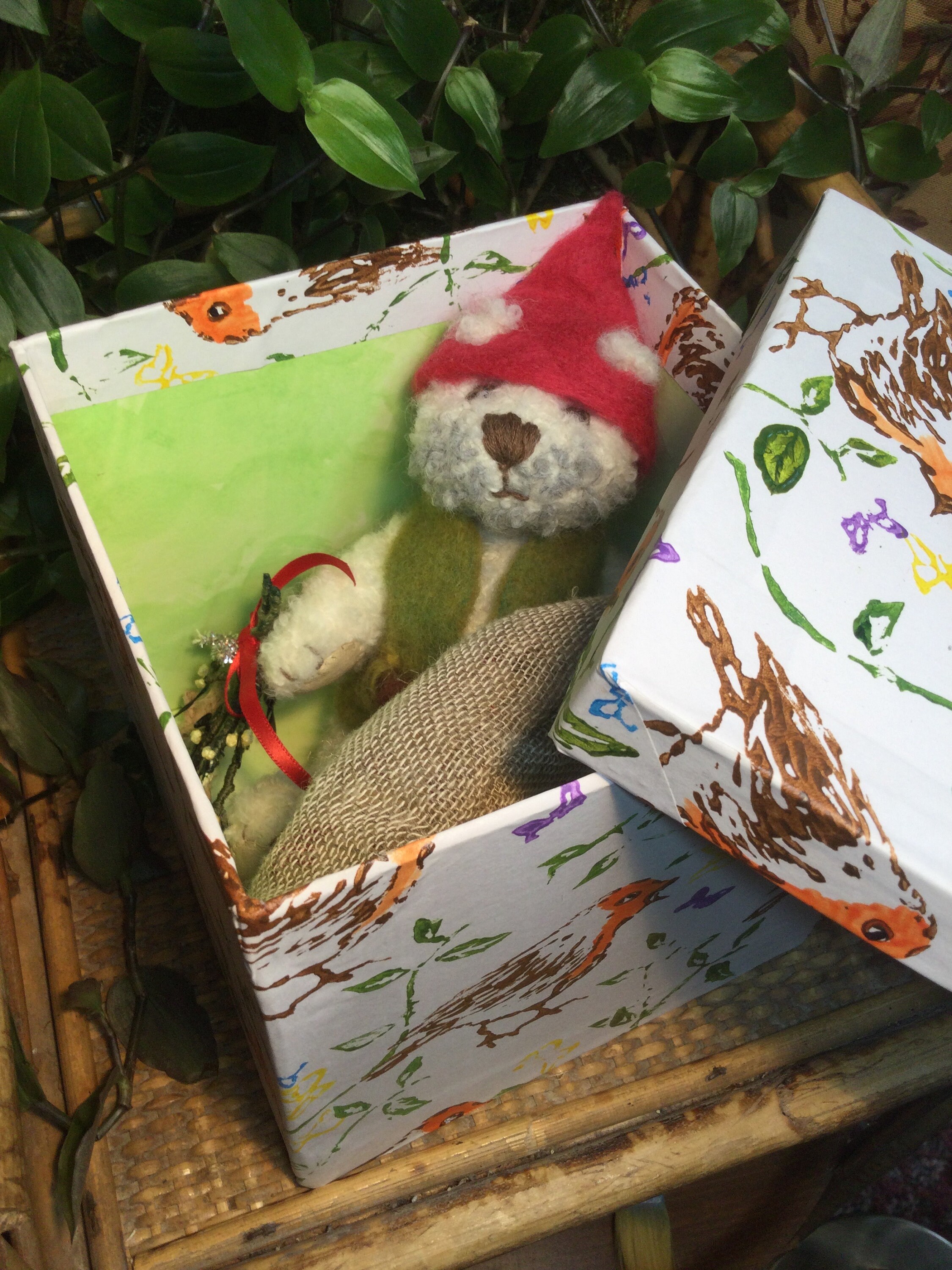 Santa\u2019s Little Helper Teddy box and mistletoe with sack Stuffed ...