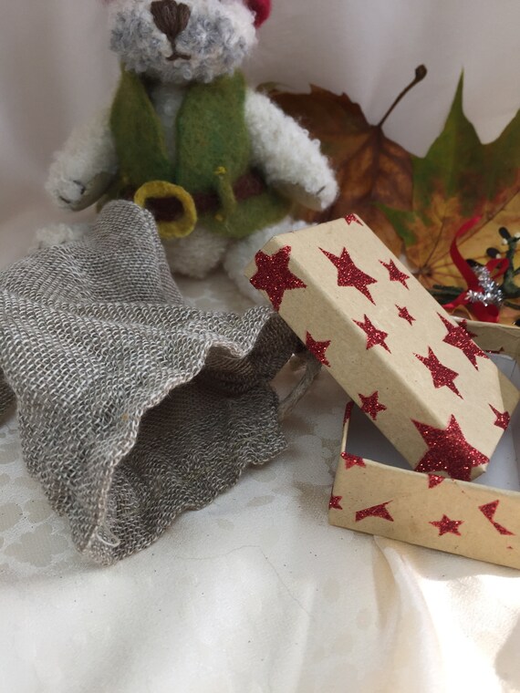 Santa\u2019s Little Helper Teddy box and mistletoe with sack Stuffed ...