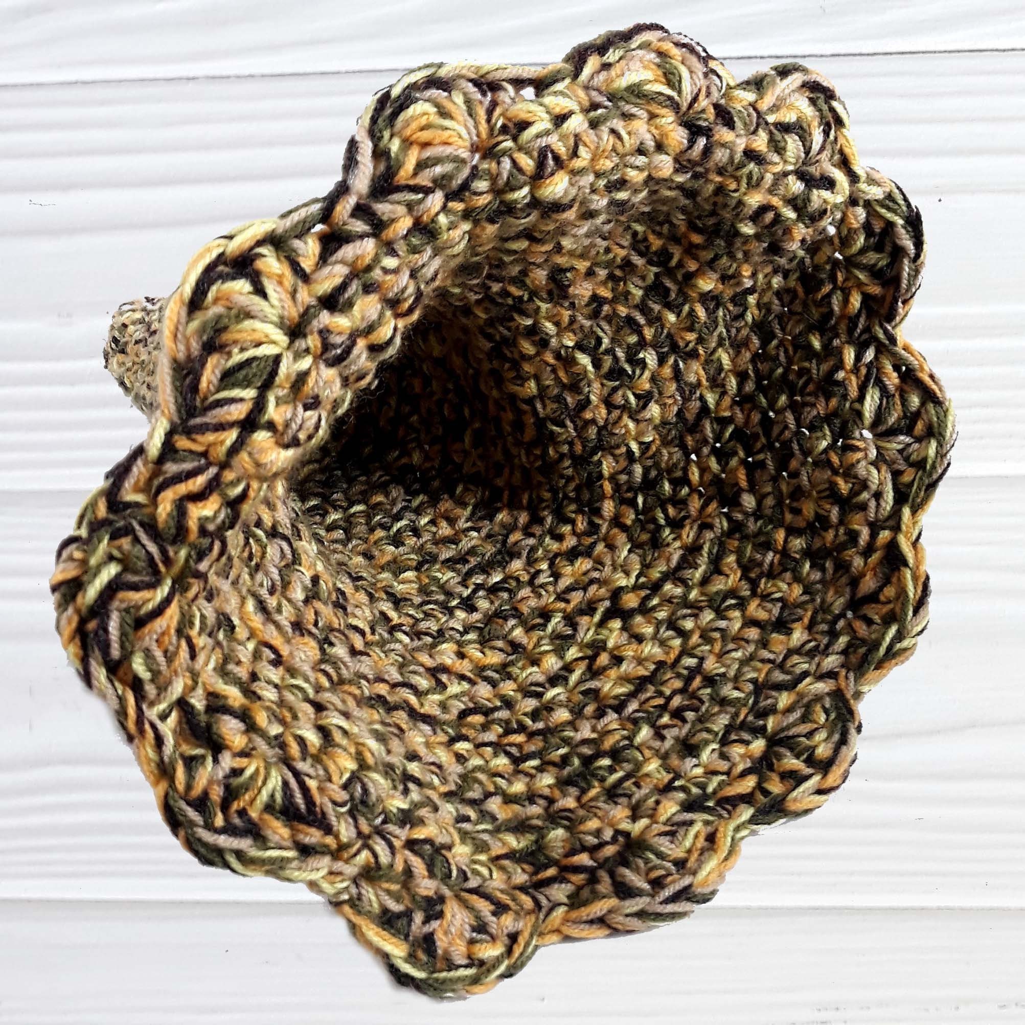 Vintage Cornucopia, Cute Crochet Pattern, Horn Pattern, Friends ...