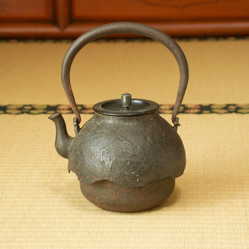 Iron Kettle - Etsy
