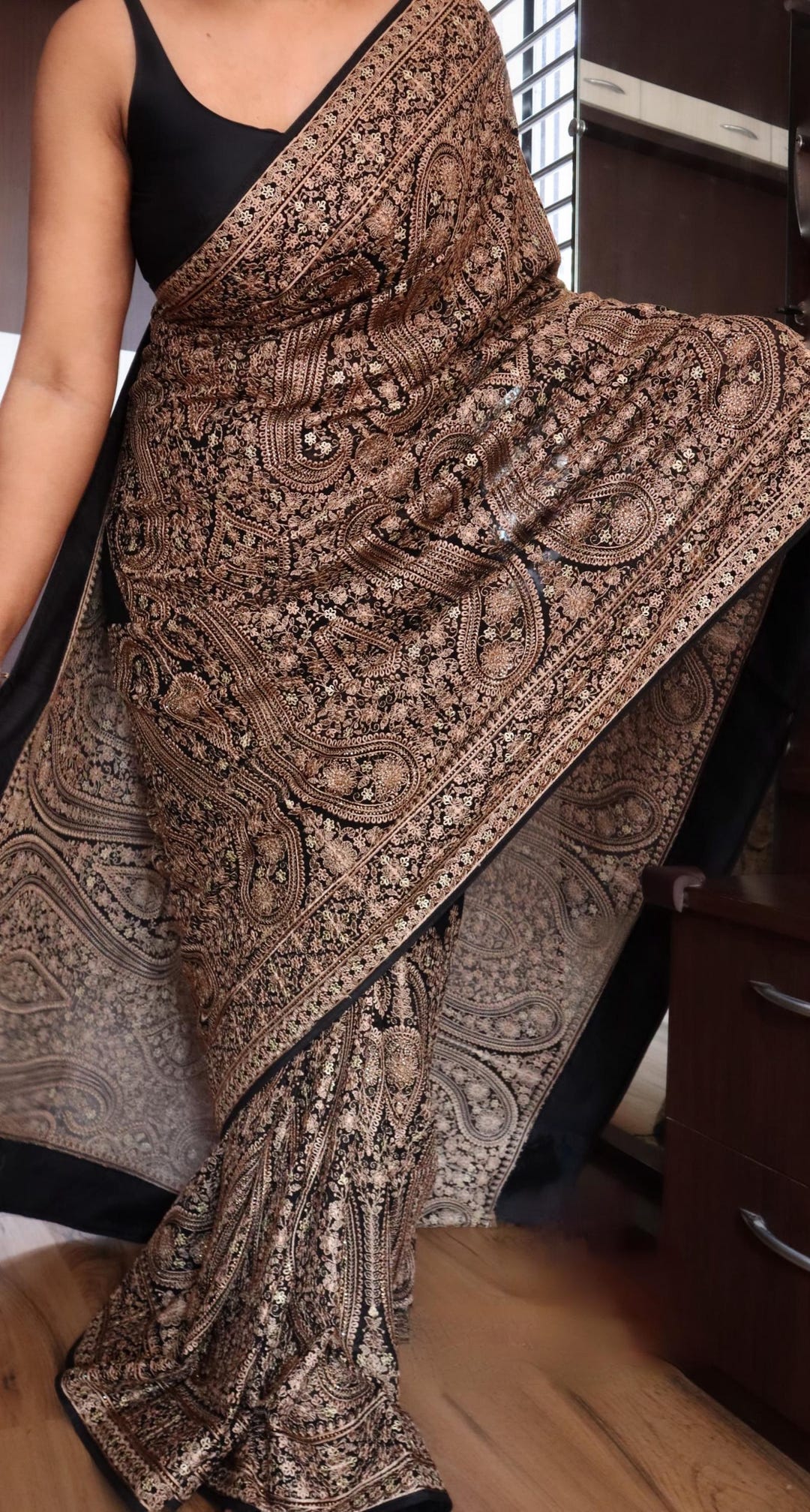 As Zarkan Intricate Work and SWAROVSKI Stonework With Delicate Kani ...