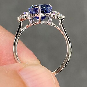 Stunning GIA Unheated 3.7 Ctw Cornflower Blue Sapphire & F VVS Diamond 18K White Gold Heart Ring ...