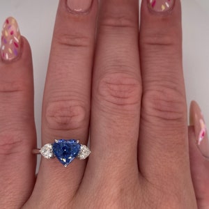 Stunning GIA Unheated 3.7 Ctw Cornflower Blue Sapphire & F VVS Diamond 18K White Gold Heart Ring ...