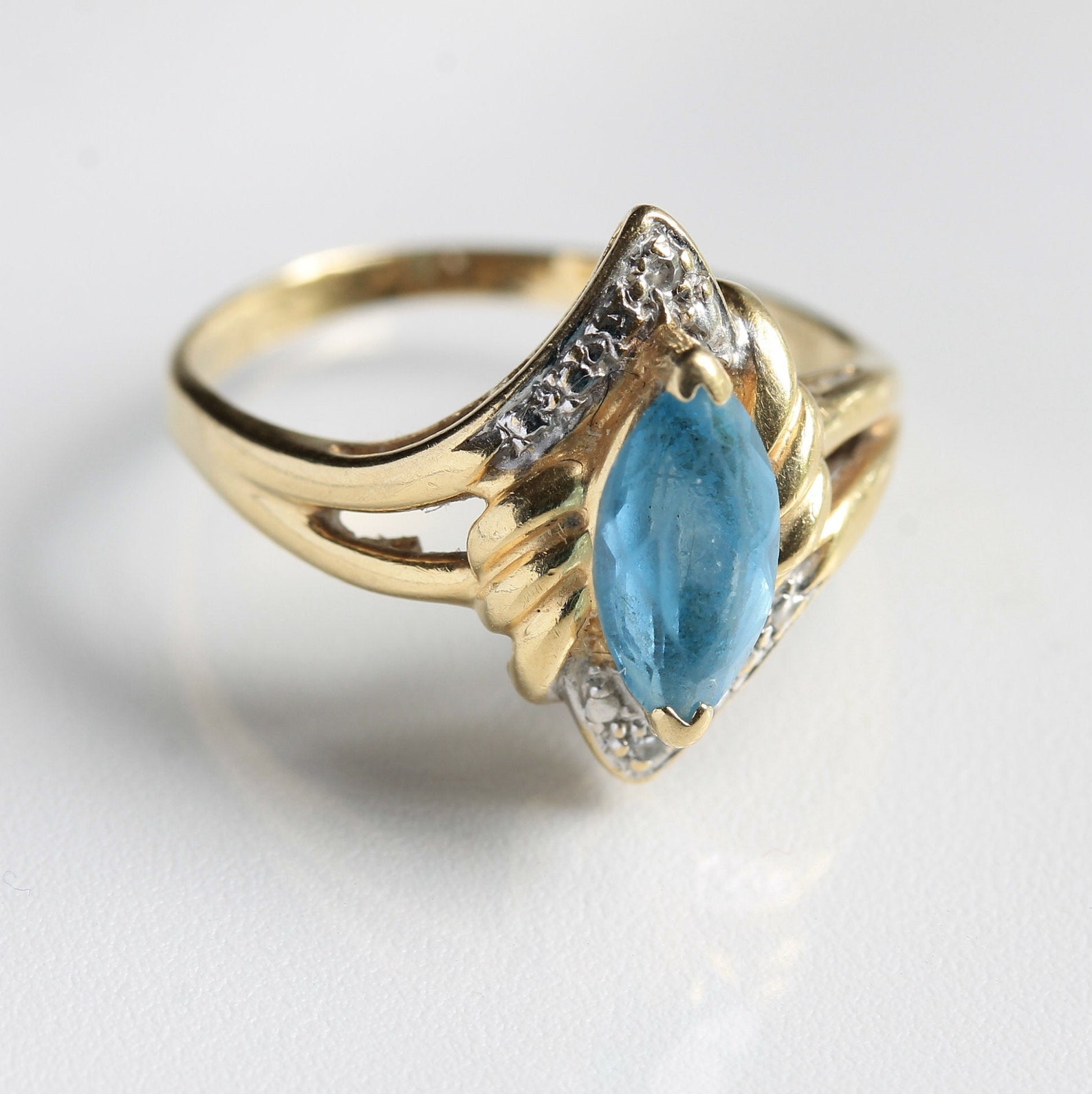 14kt Gold Topaz and Diamond Ring 3g - Etsy