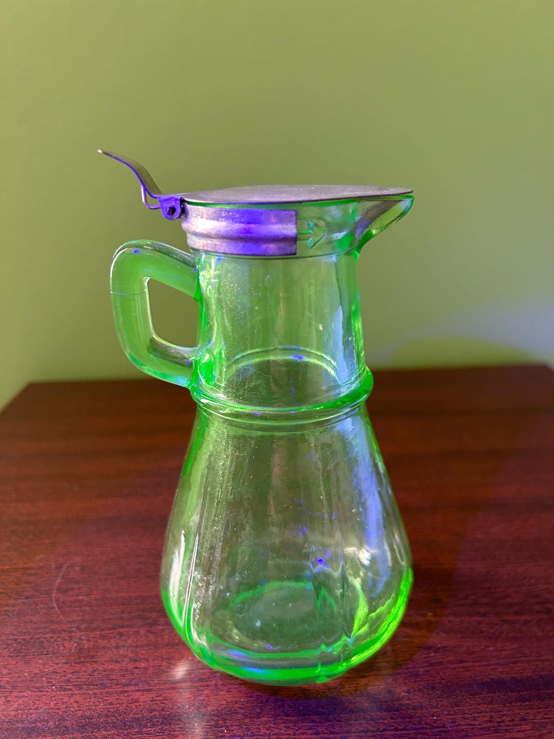 Vintage Green Uranium Glass Syrup Pitcher With Lid 6 Hazel Atlas Ribbed ...