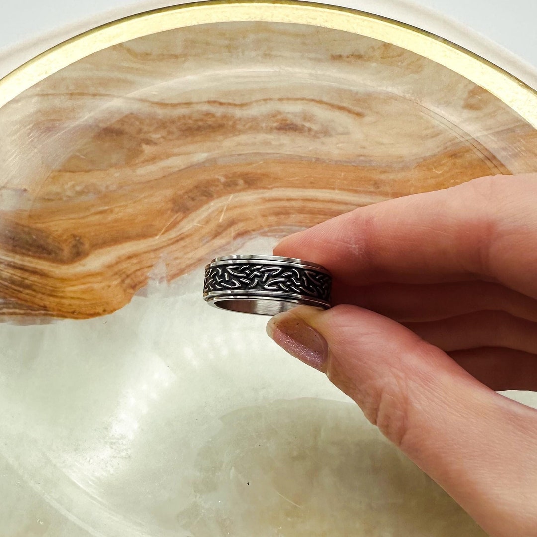 Stainless Steel Celtic Knot Spinner Ring - Black and Silver Fidget Band ...