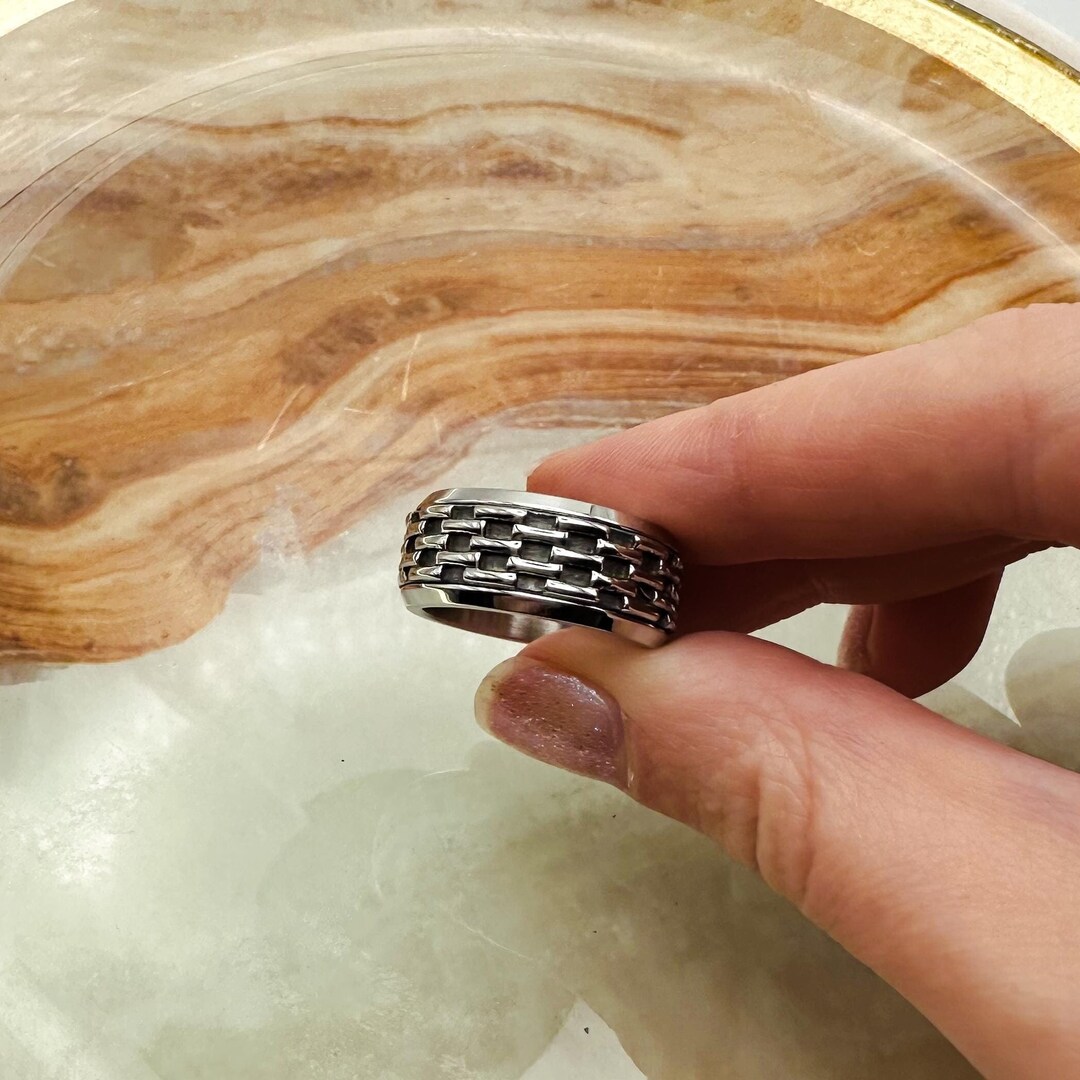 Men's Stainless Steel Chain Link Spinner Ring | Bold Industrial Style ...