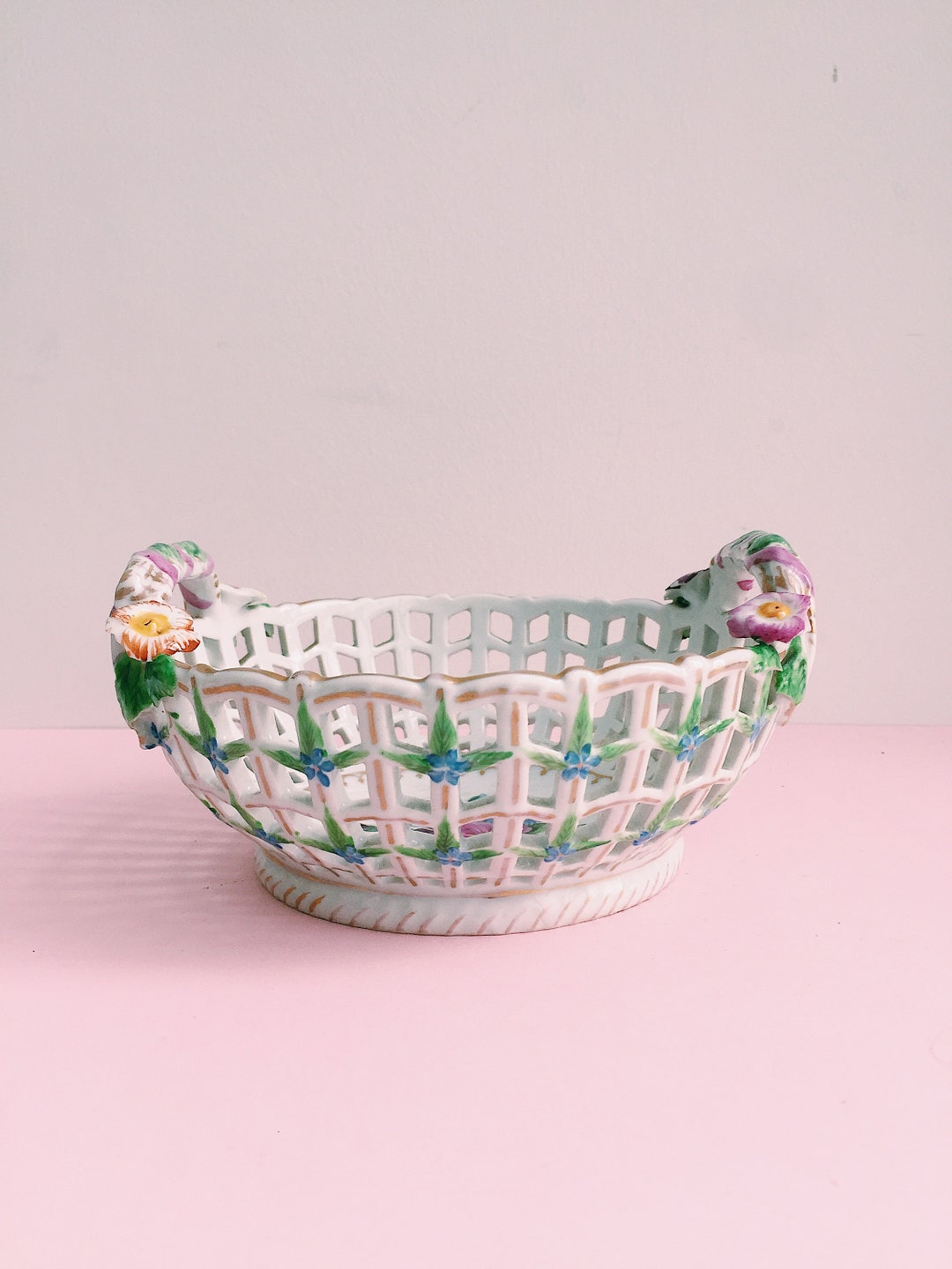 A Pair of Vintage Ceramic Floral Basket - Vintage Porcelain Baskets ...