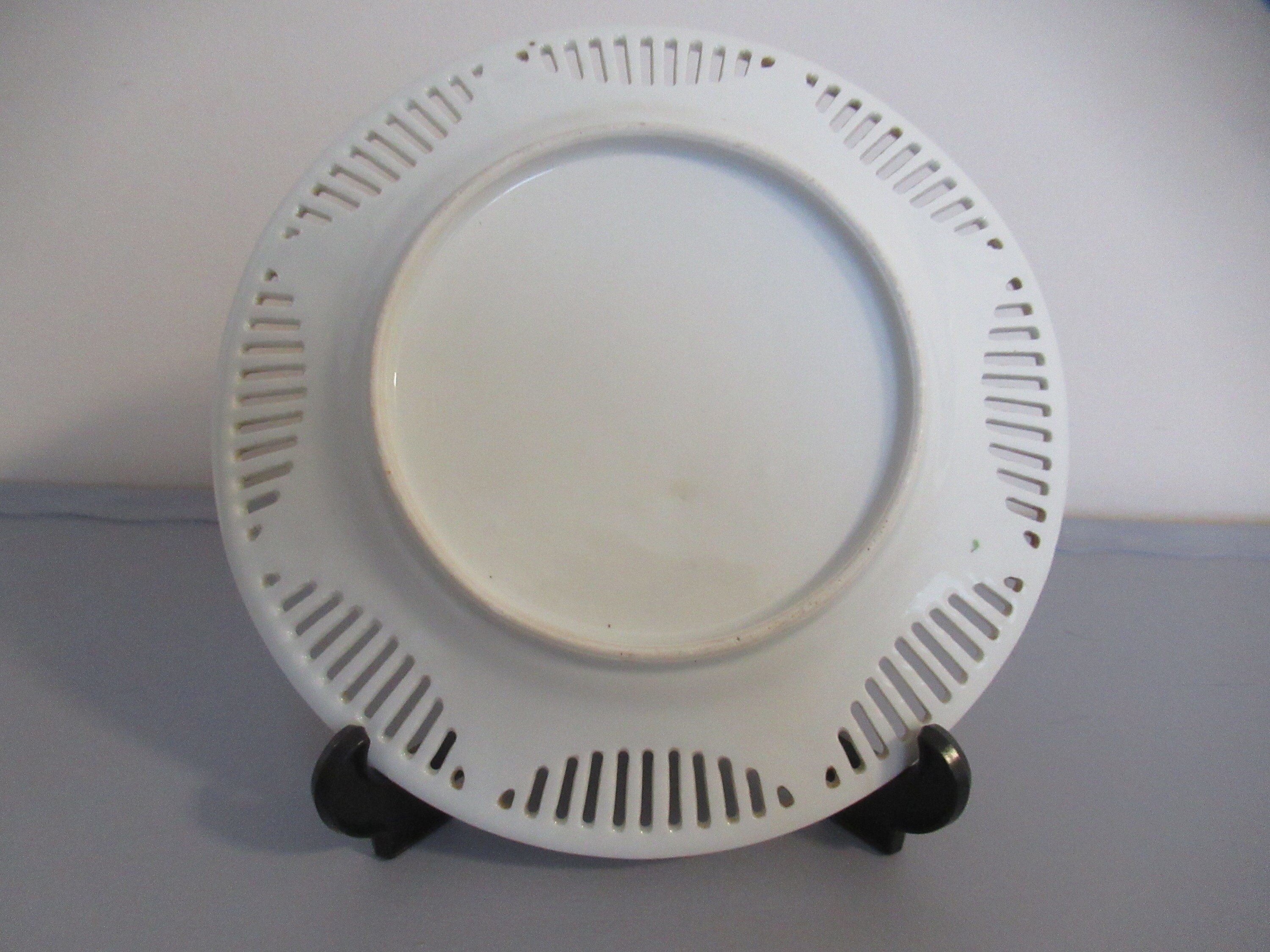 A Pretty Vintage Reticulated Plate, Floral Design. Ribbon Plate. - Etsy