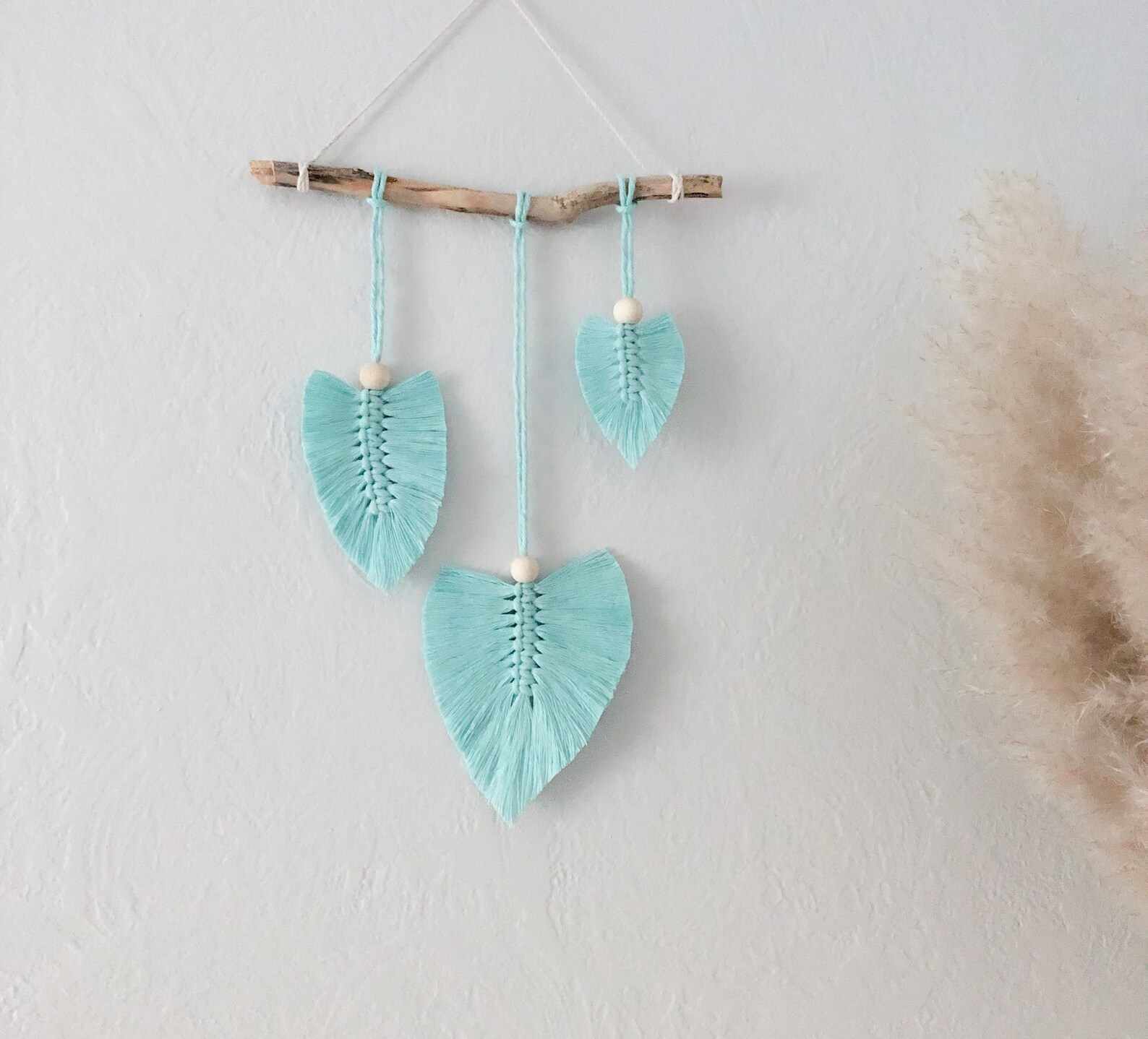 Minimal Macrame Feather Hanging - Etsy