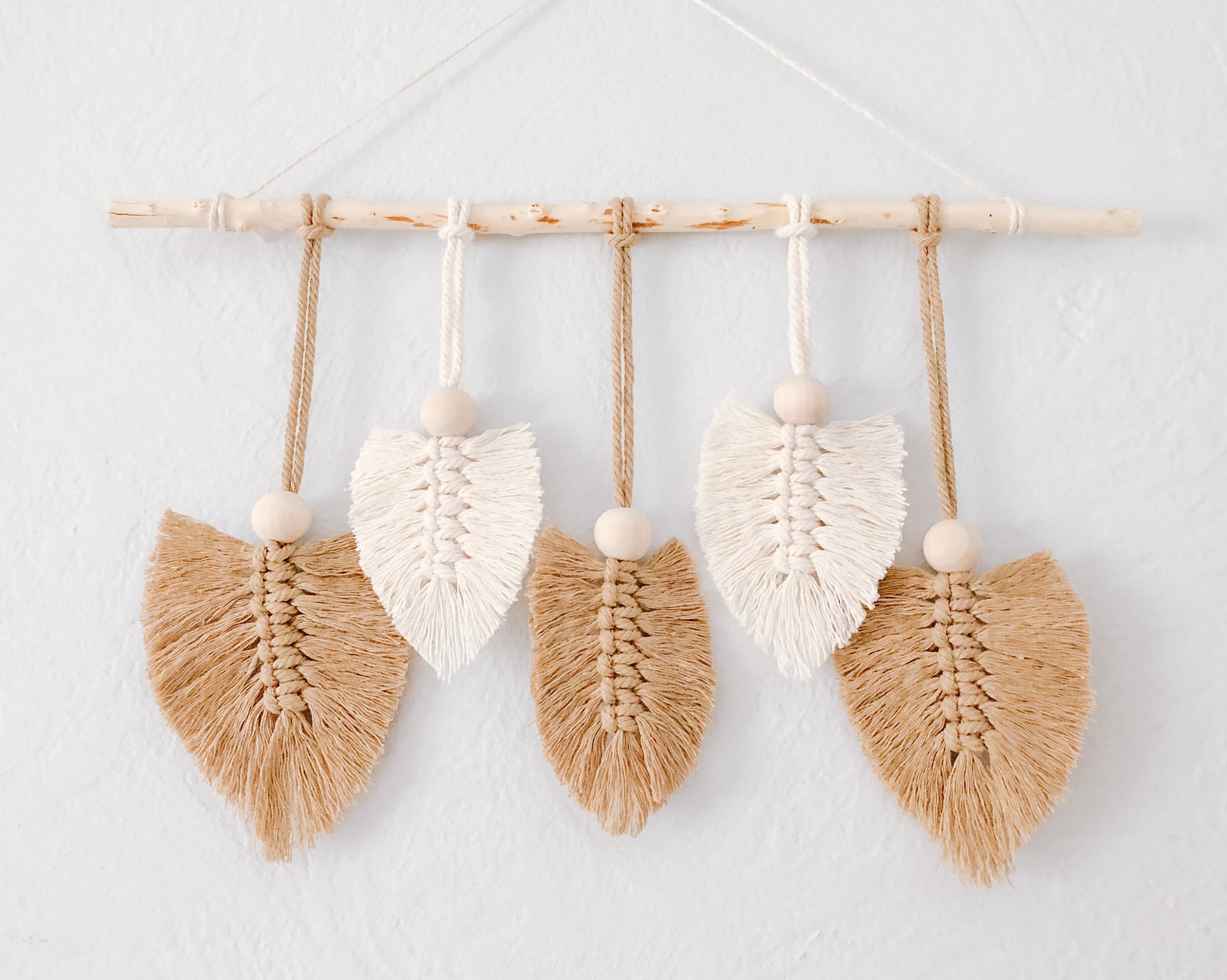 Custom Macrame Feather Hanging 5 Feathers | Etsy