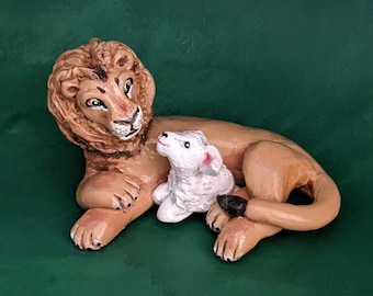 Lion and Lamb Figurine - Etsy