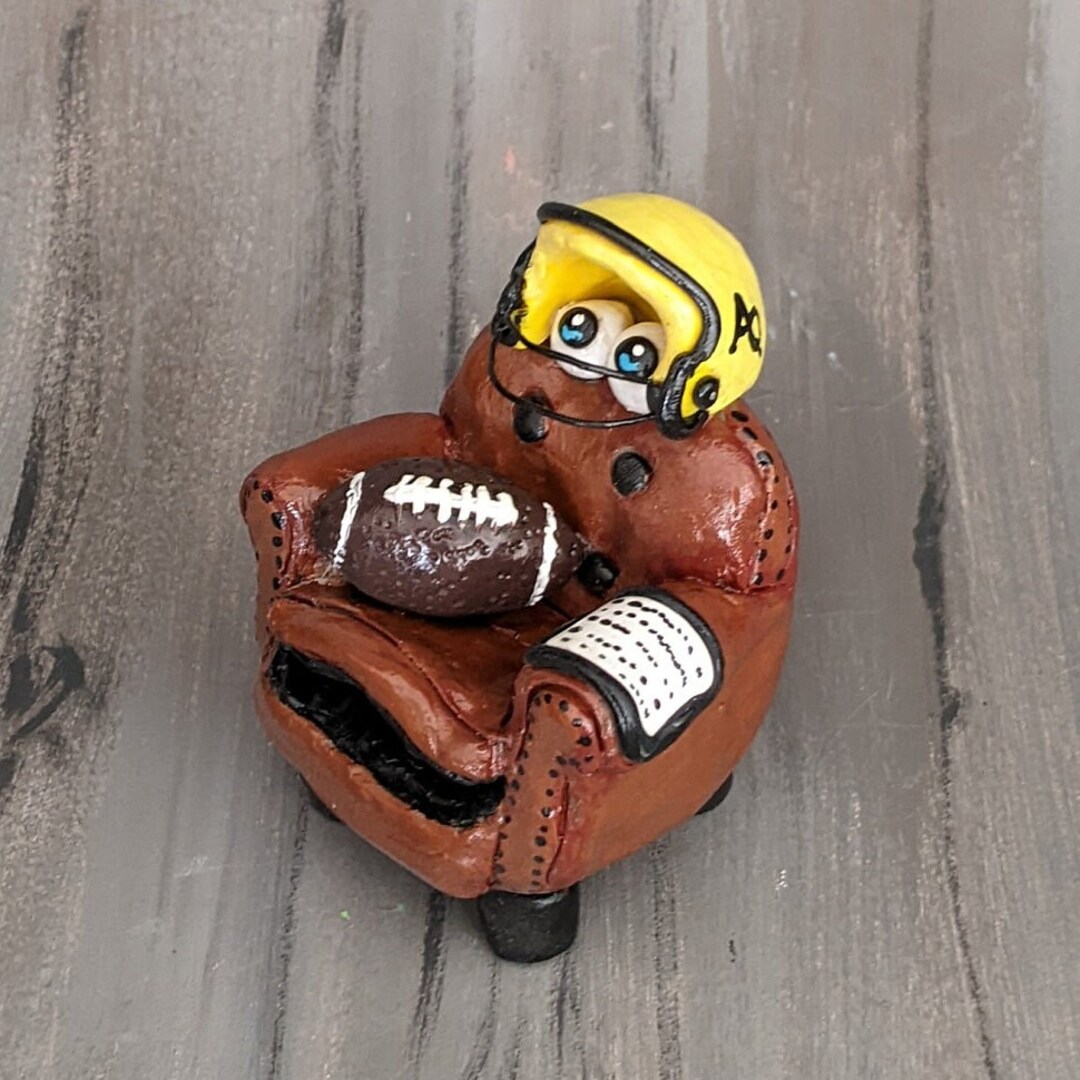 Armchair Quarterback Figurine - Etsy