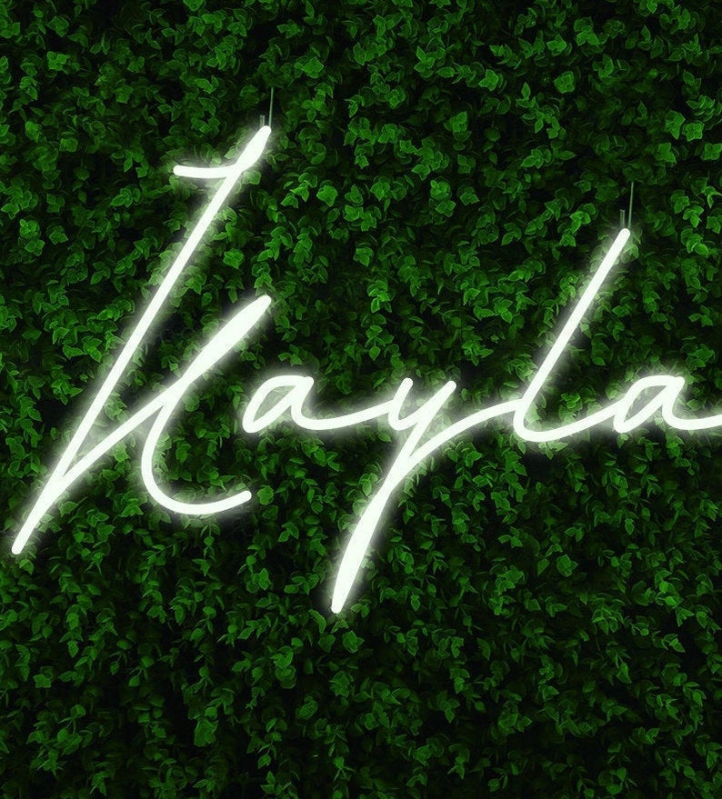 Kayla Nombre Signo LED Letrero de neón Texto personalizado - Etsy España